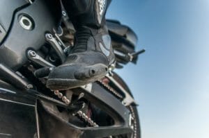Motorcycle Quick Shifter Pros And Cons: Are They Worth It?