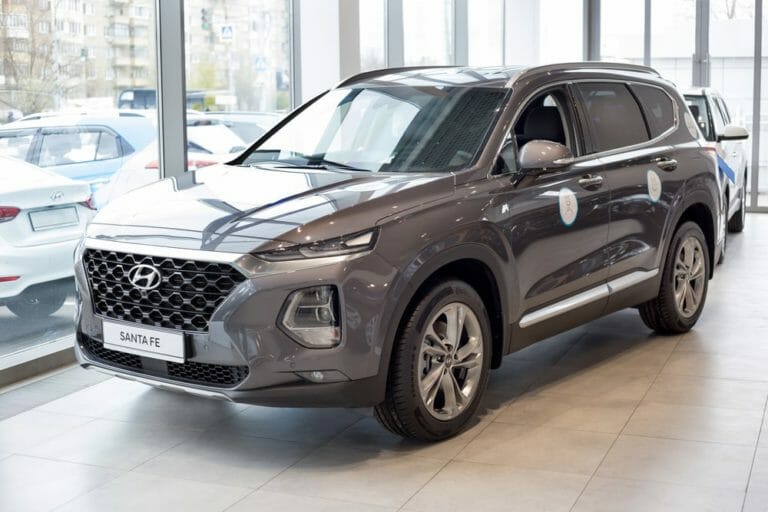 Does The Hyundai Santa Fe Have 3 Rows Of Seats?