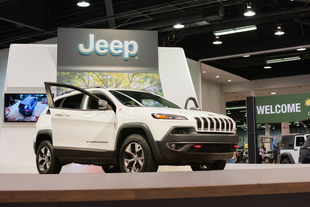 Which Jeep Models Have 6 Or More Seats?