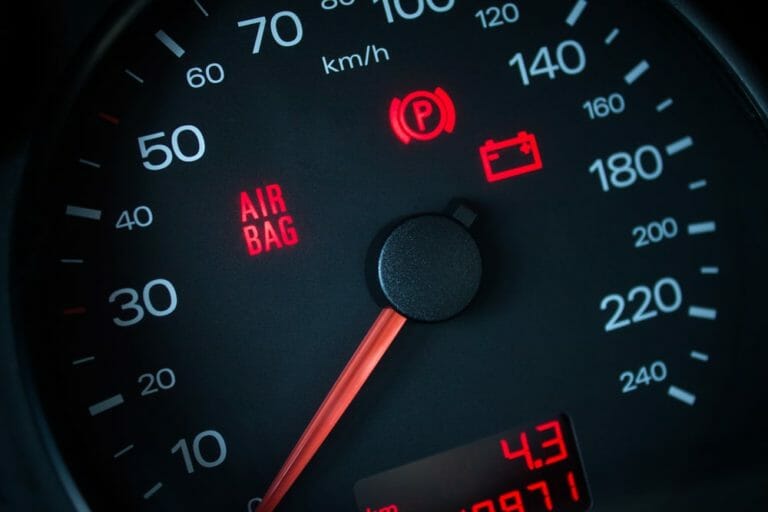 Airbag Light Turns On And Off Randomly (Causes And Fixes)