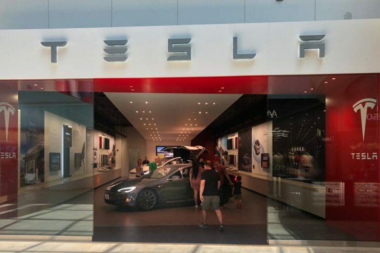 Does Tesla Do Trade-Ins? How's It Work?