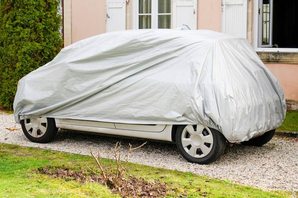 Should A Car Cover Be Left On In The Rain?
