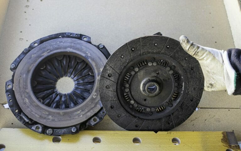 How To Know If Your Clutch Is Burnt Out (10 Symptoms)