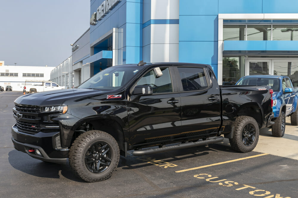 4-inch Lift Vs. 6-inch Lift In A Chevy Silverado: Which Is Better?