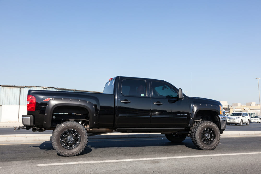 4-inch Lift Vs. 6-inch Lift In A Chevy Silverado: Which Is Better?