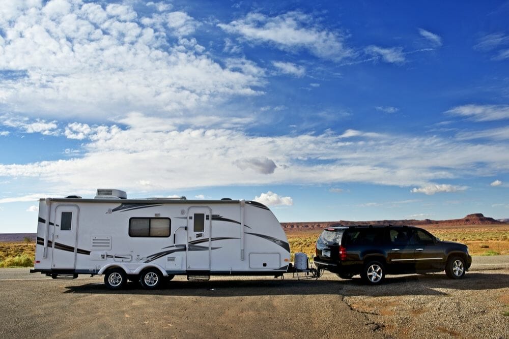 12 Great Travel Trailers Under 6,000 Lbs In 2025