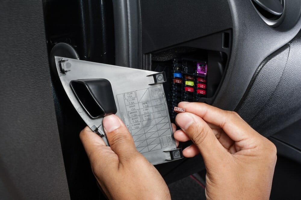 7 Reasons For No Power To Dash Or Ignition