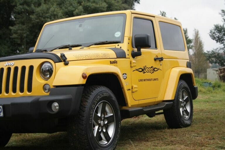 550+ Badass Jeep Names (By Color)