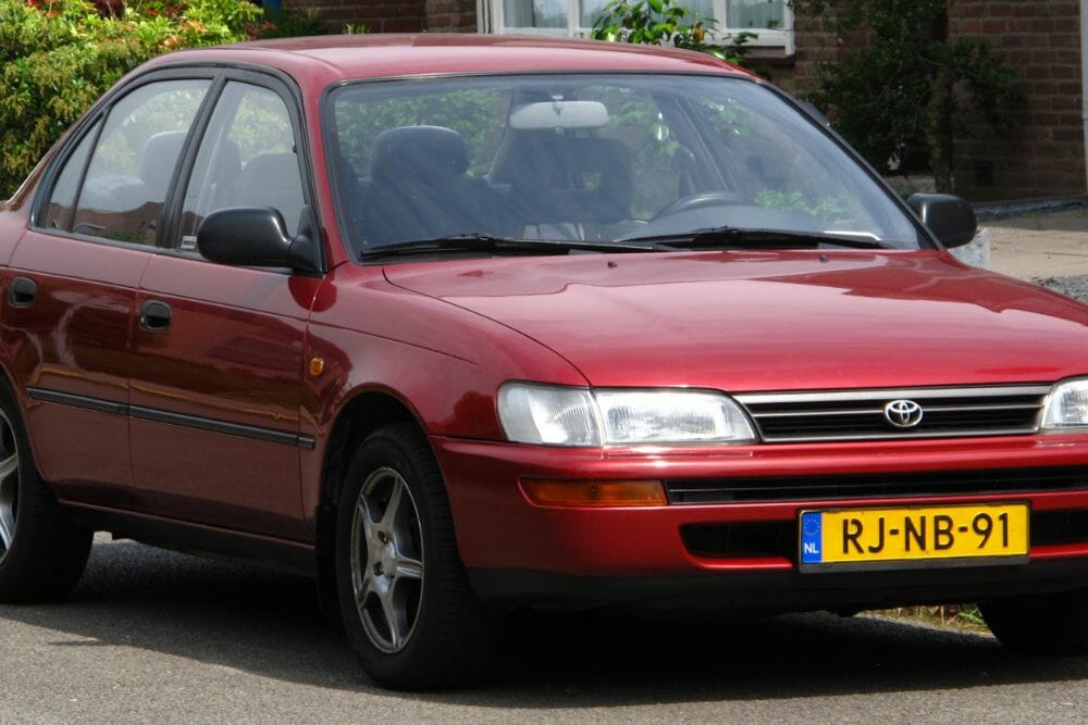 25 Best & Worst Years For The Toyota Corolla