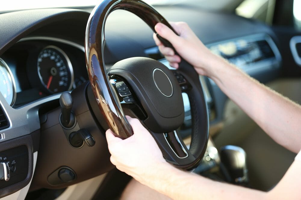 Power Steering Vs Manual Steering (Pros, Cons & Which Is Better)