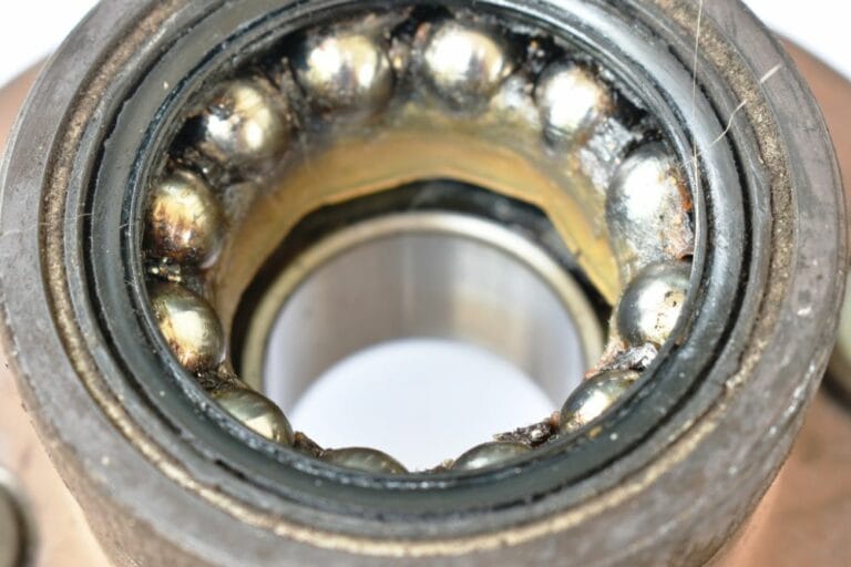 8 Symptoms Of A Bad Wheel Bearing (How To Fix)