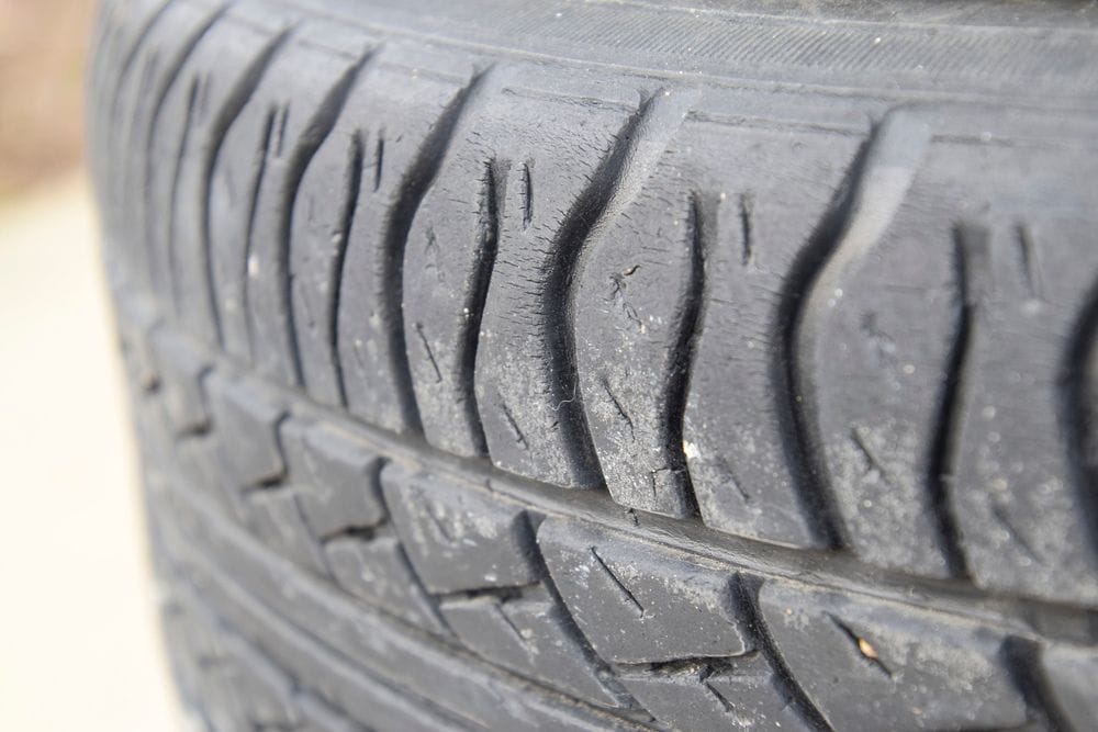 7 Symptoms Of Unbalanced Tires – What Causes It And How To Fix?