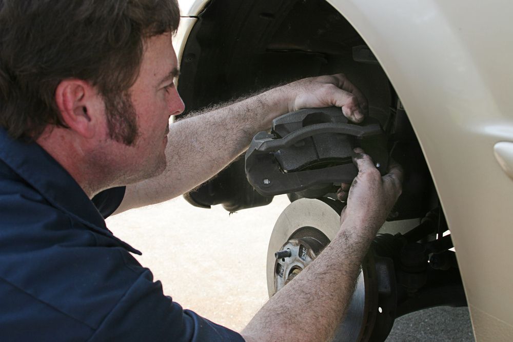 6 Causes Of Uneven Brake Pad Wear And How To Fix It